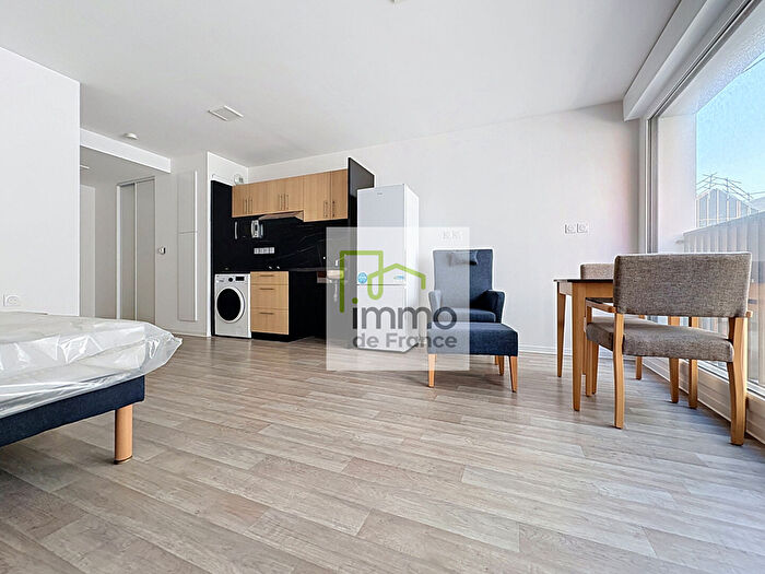 Appartement 1 pièce à louer à Saint-André-lez-Lille, Est