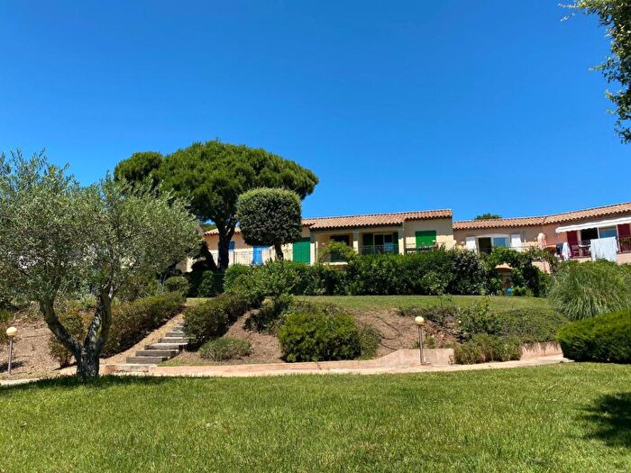 Appartement 2 pièces à Roquebrune-sur-Argens, Val d'Esquières, Port, à louer