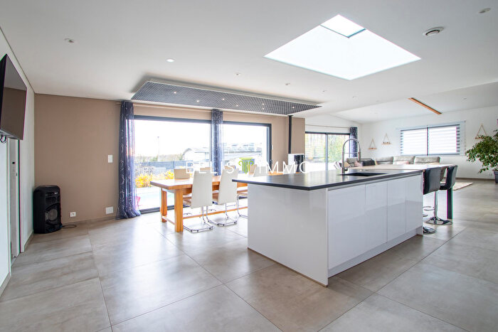 Maison à vendre - Montlouis-sur-Loire - 5 pièces - 3 chambres