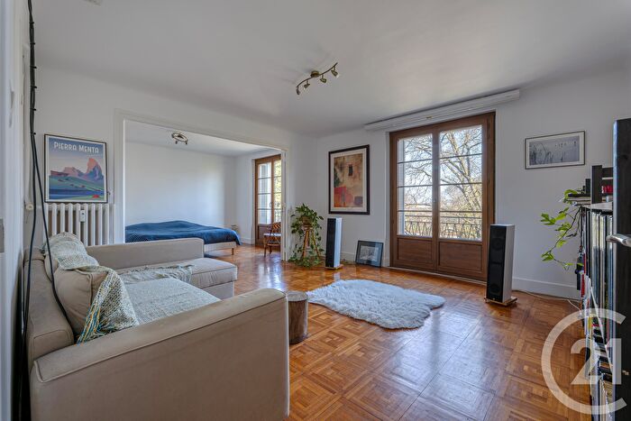 Appartement 3 pièces à Chambéry, Centre-ville, à vendre