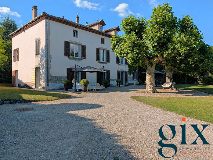Maison 11 pièces à vendre à Saint-Ismier