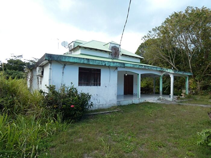 Maison à vendre - Anse-Bertrand - 4 pièces - 3 chambres