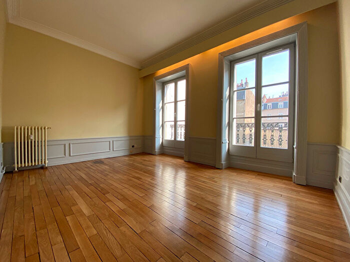 Besançon, Boucle, Chapelle des Buis - Appartement 3 pièces à louer