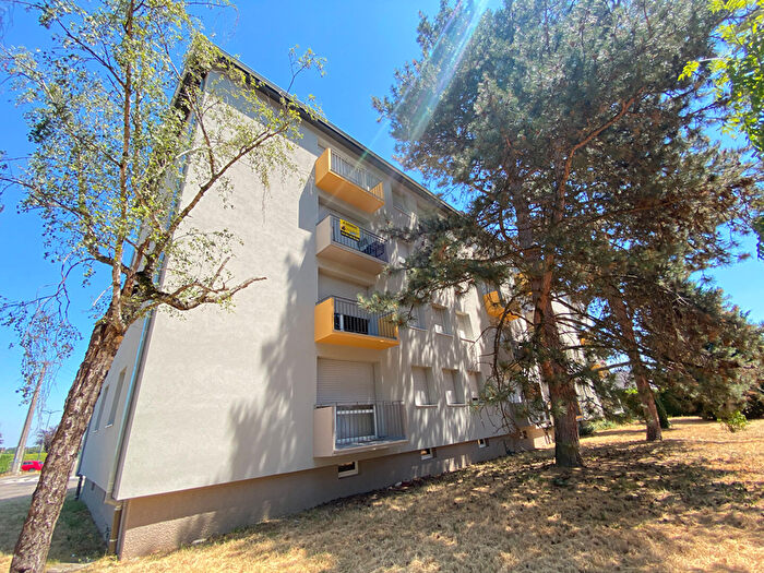 Appartement 4 pièces à Cernay, à vendre