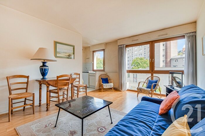 Paris 20ème, Gambetta : Appartement 1 pièce à vendre
