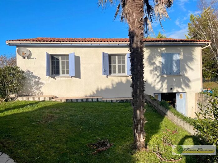 Maison à vendre - Villejésus - 4 pièces - 3 chambres