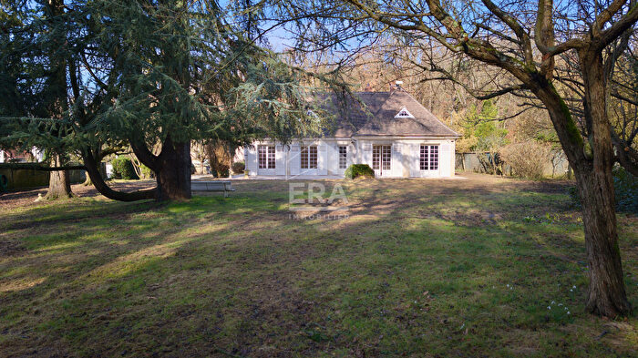 Maison à vendre - Poligny - 6 pièces - 5 chambres