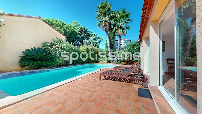 Maison à vendre - Agde, La Ville - 5 pièces - 4 chambres