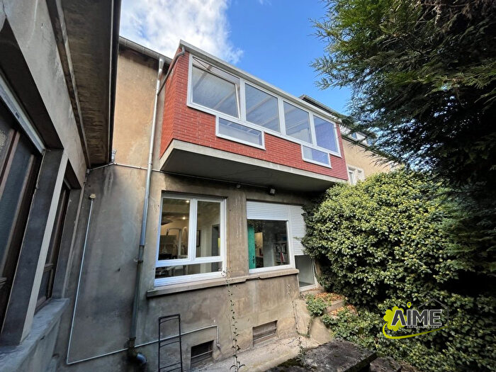 Maison à vendre - Forbach, Centre-ville - 10 pièces - 6 chambres