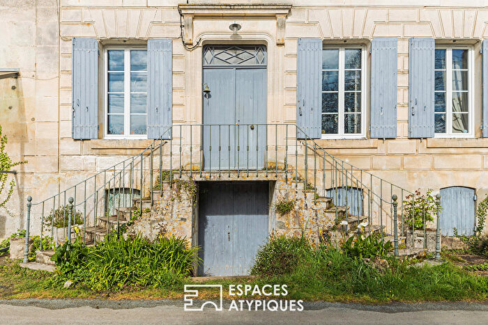 Maison à vendre - Taillebourg - 6 pièces - 4 chambres