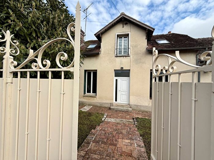 Maison à vendre - Donnemarie-Dontilly - 5 pièces - 3 chambres