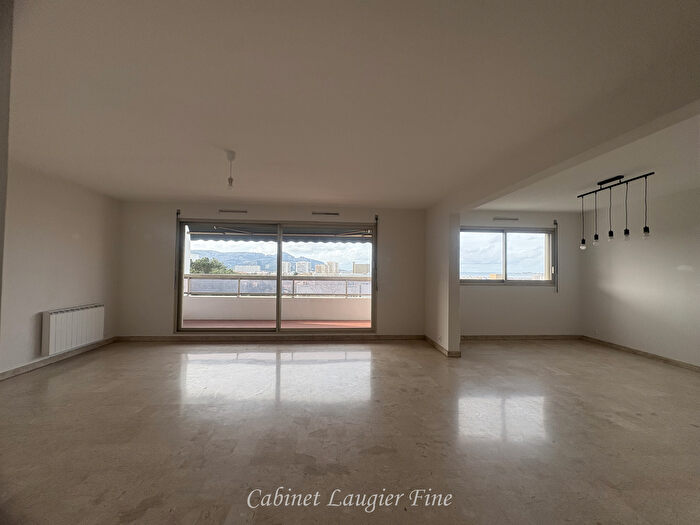 Appartement 5 pièces à louer à Marseille 9ème, Le Cabot