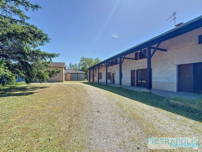 Maison 7 pièces à Bouligneux, à vendre