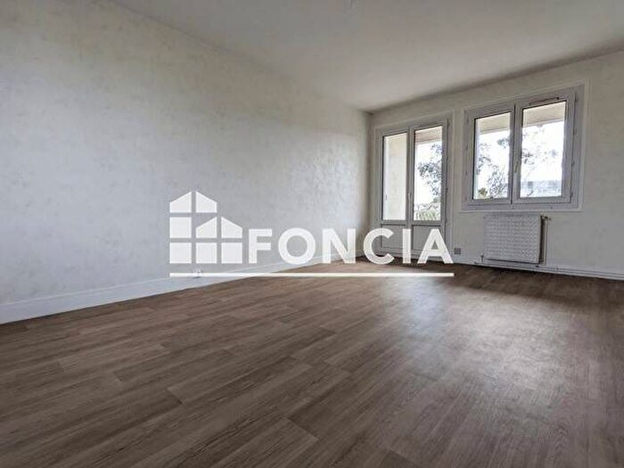 Bruyères, Le Mans : Appartement 3 pièces à louer