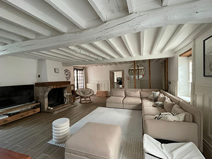 Maison à vendre - Vennecy - 7 pièces - 3 chambres