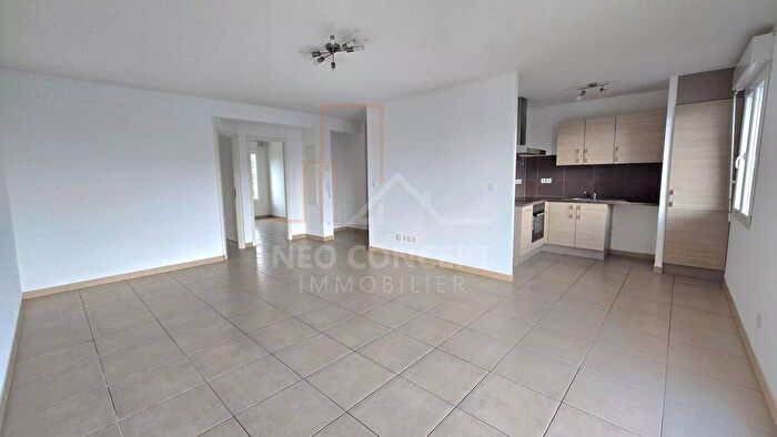 Appartement à louer - Sud, Bischwiller - 3 pièces - 2 chambres