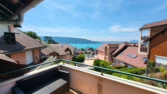 Appartement à vendre - Veyrier-du-Lac - 4 pièces - 3 chambres