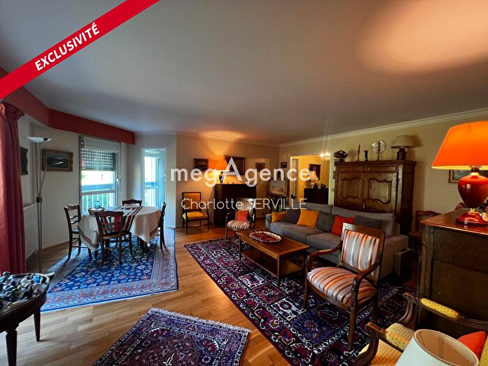 Le Chesnay, Saint-Germain, Nouvelle France : Appartement 5 pièces à vendre