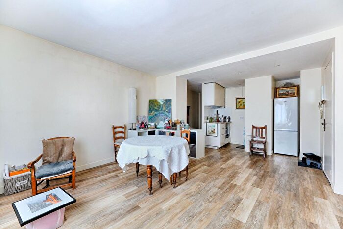 Appartement à vendre - Saint-Maur-des-Fossés, Vieux-Saint-Maur - 3 pièces - 2 chambres