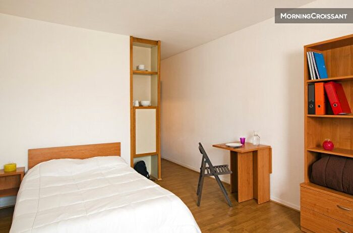 Appartement à louer - Cergy, Axe Majeur, Horloge - 1 pièce