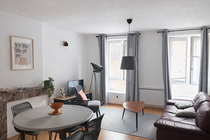 Appartement à louer - Nancy, Ville vieille, Léopold - 3 pièces - 2 chambres