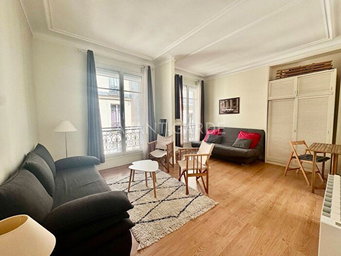 Appartement 1 pièce à louer à Porte Dauphine, Paris 16ème arrondissement