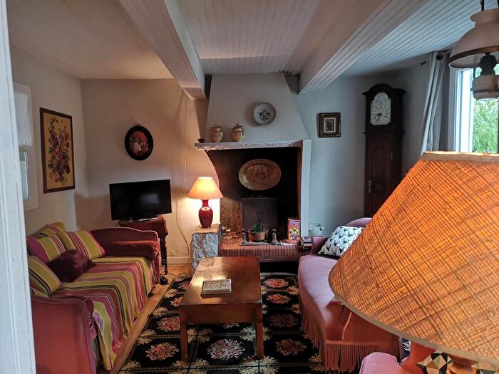 Maison à vendre - Plaisance - 6 pièces - 3 chambres