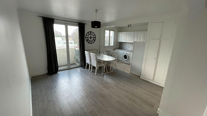 Appartement à louer - Saint-Germain-en-Laye, Hennemont - 2 pièces - 1 chambre