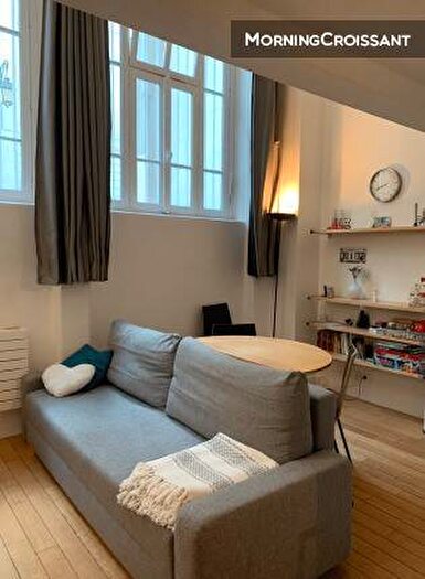Appartement à louer - Enfants Rouges, Paris ème arrondissement - 2 pièces - 1 chambre