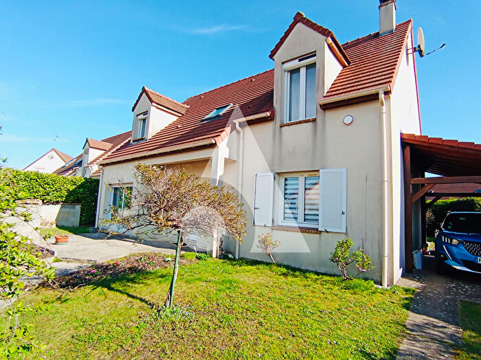 Maison à vendre - Bruyères-le-Châtel - 6 pièces - 4 chambres