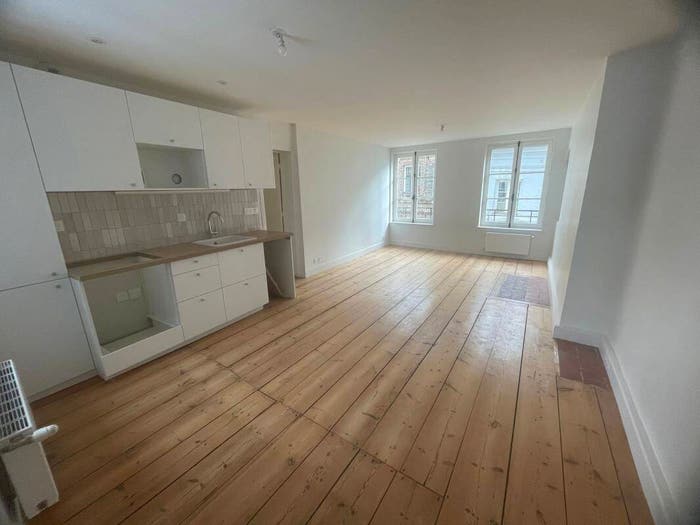 Secteur Sauvegarde, Honfleur : Appartement 3 pièces à louer