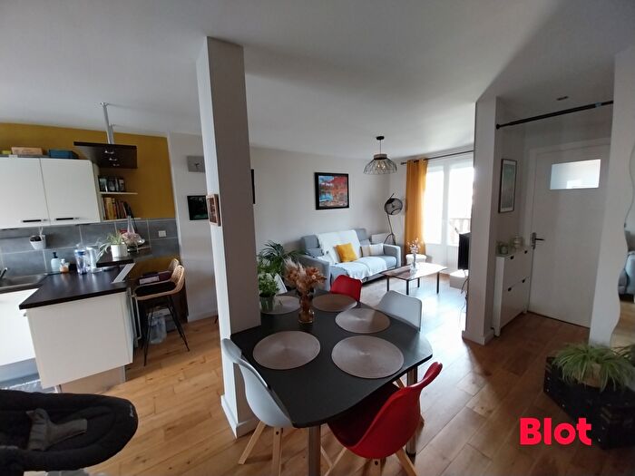 Appartement à vendre - Quartiers Sud-Ouest, La Madeleine - 3 pièces - 2 chambres