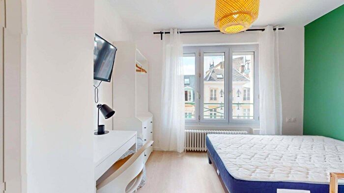 Appartement à louer - Centre Ville, Amiens - 1 pièce