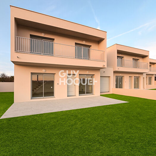 Maison à vendre - Saint-André-le-Gaz - 5 pièces - 4 chambres