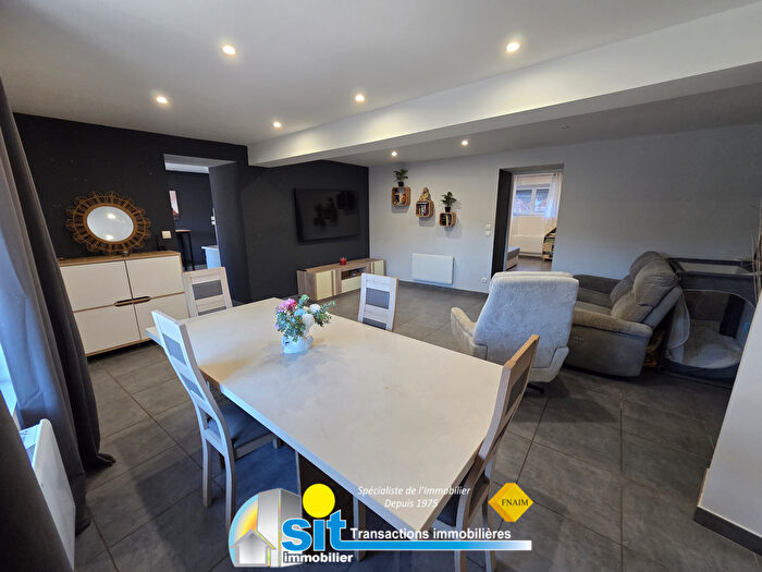 Appartement à vendre - Reventin-Vaugris - 3 pièces - 2 chambres