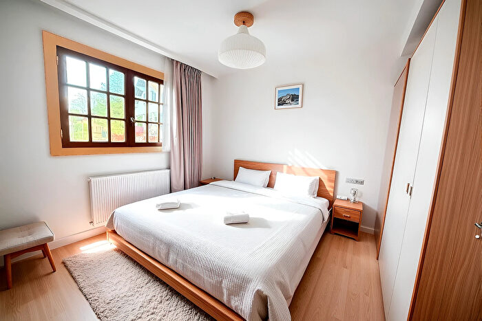 Maison à vendre - Lons-le-Saunier, Route de Marconay - 7 pièces - 5 chambres