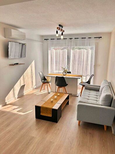 Appartement à louer - Perpignan - 4 pièces - 3 chambres