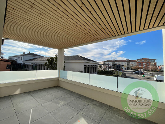 Appartement à vendre - La Tour-de-Salvagny - 3 pièces - 2 chambres