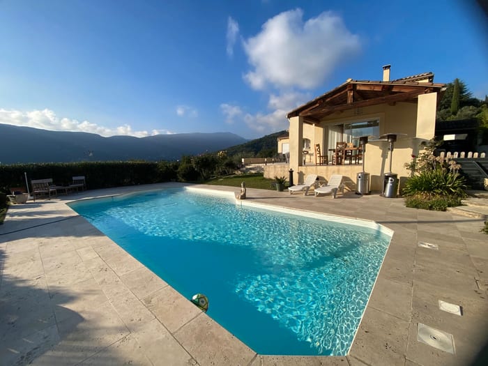 Maison 7 pièces à Contes, à vendre
