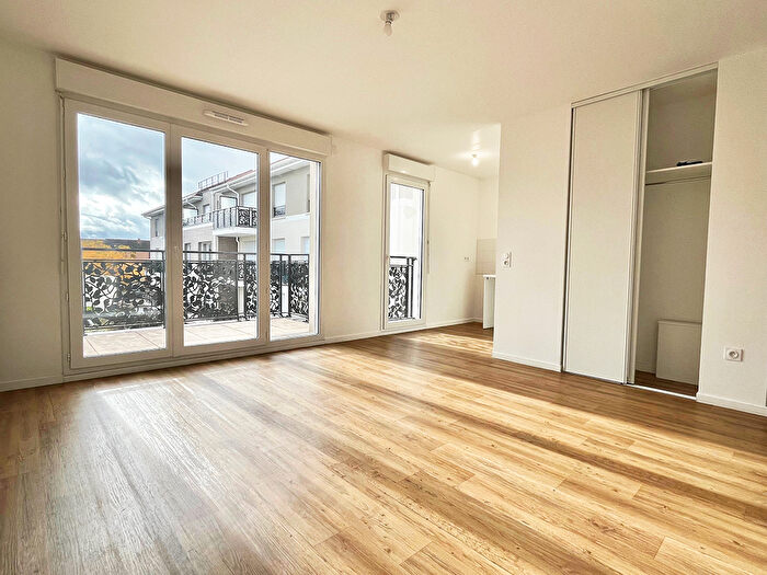 Appartement à vendre - Jouy-le-Moutier, Bourseaux, Noyer, Eguérets, Temps-Perdu - 3 pièces - 2 chambres