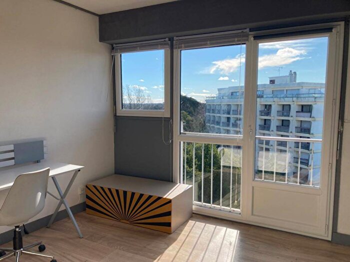 Appartement à louer - Brannes, Gradignan - 1 pièce