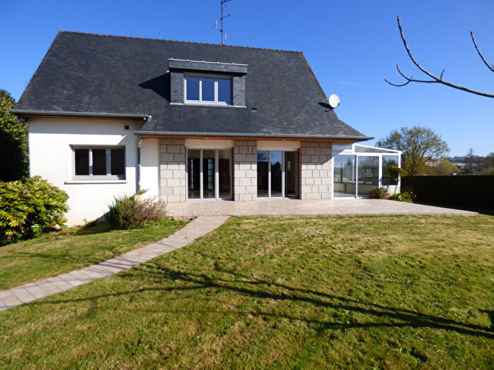 Maison 5 pièces à louer à Fougères, Paron, Orières, Ecartelée, Bonabry