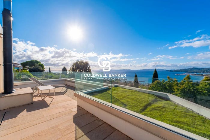 Le Lavandou, Rousset, Four des Maures, Saint-Clair : Maison 7 pièces à vendre