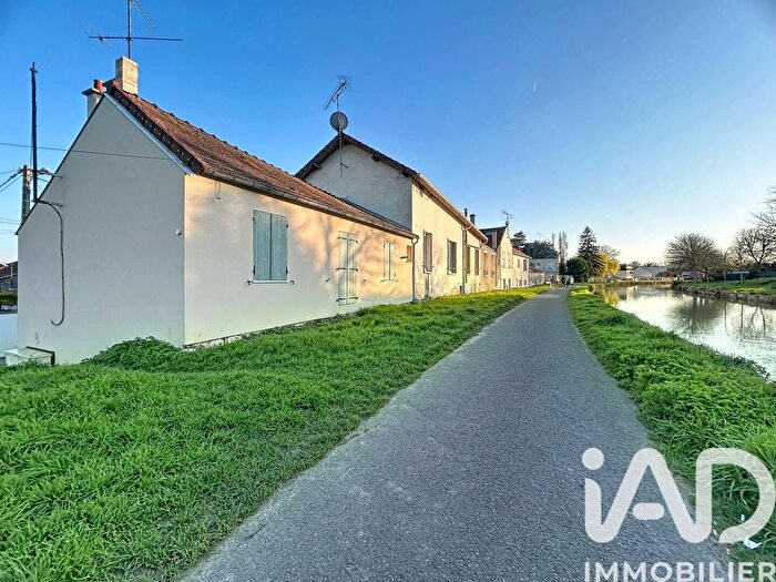 Appartement à louer - Villenoy - 2 pièces - 1 chambre