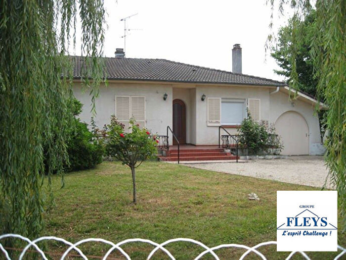 Maison à louer - Grisolles - 4 pièces - 3 chambres