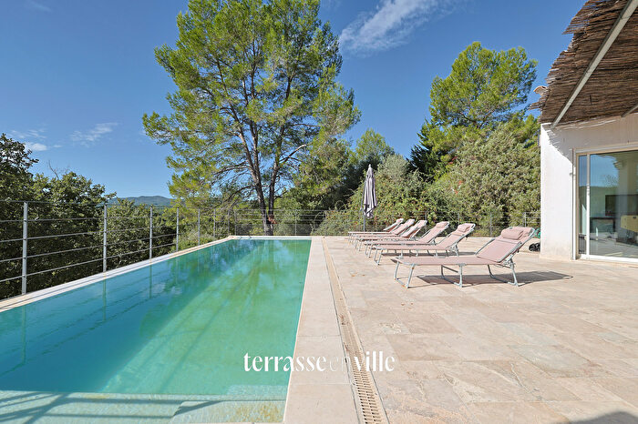 Maison à vendre - Cabasse - 8 pièces - 6 chambres