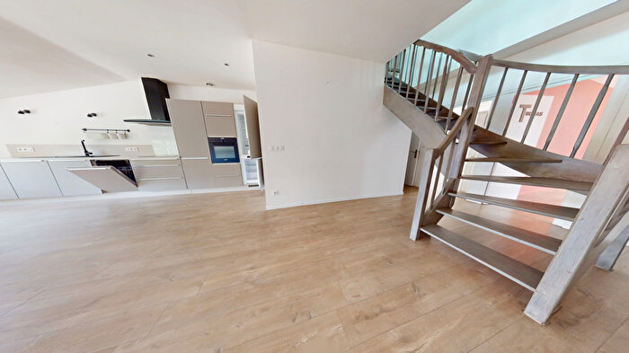 Appartement à vendre - Saint-Étienne, Centre-ville, Peuple, Chavanelle - 4 pièces - 3 chambres