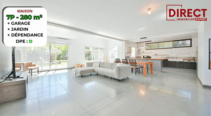 Maison à vendre - Saint-Maur-des-Fossés, Les Mûriers - 7 pièces - 5 chambres