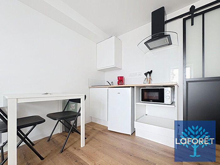 Appartement à louer - La Roche-sur-Yon, Vallée Verte, Liberté - 1 pièce