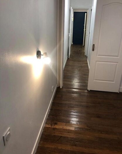 Appartement à louer - Ris-Orangis, Réno, Gare, Oiseaux - 2 pièces - 1 chambre